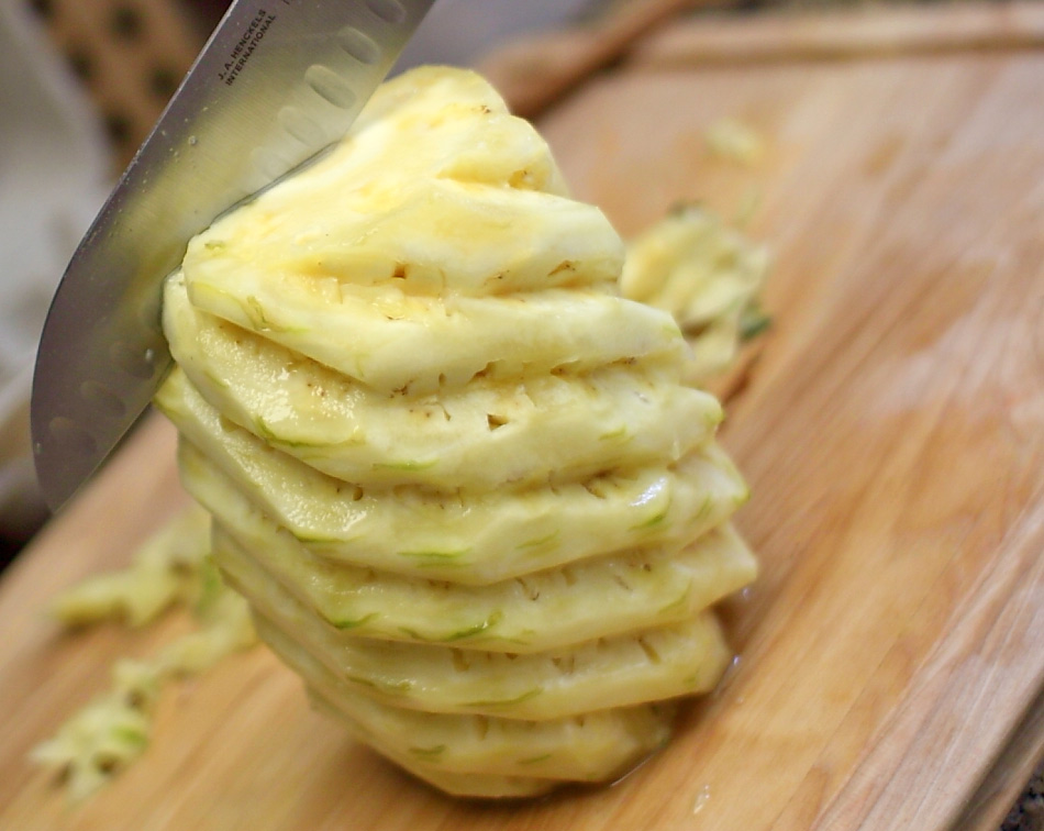 Cómo pelar y cortar una piña | Gastronomía & Cía