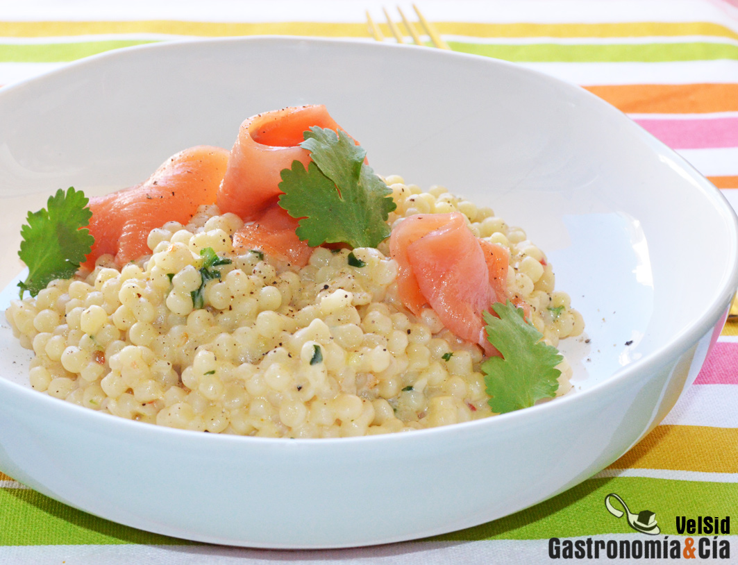 Piombi con leche de coco y salmón | Gastronomía & Cía