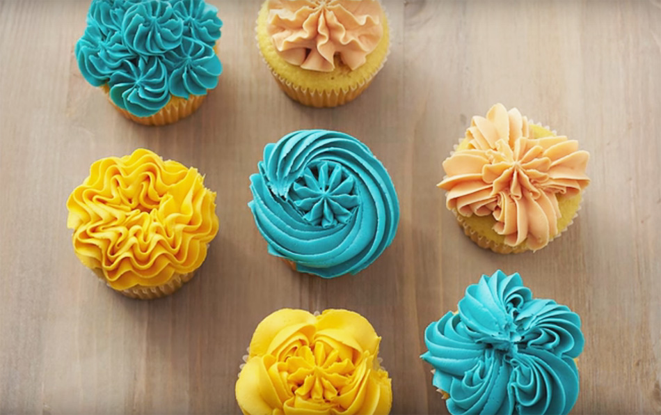 Ocho ideas para decorar cupcakes con boquilla de flor | Gastronomía & Cía