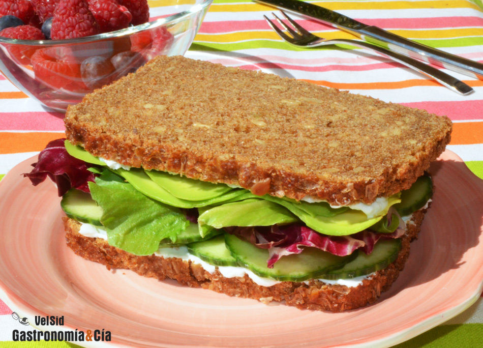 Cuatro sándwiches con aguacate deliciosos y saludables | Gastronomía & Cía