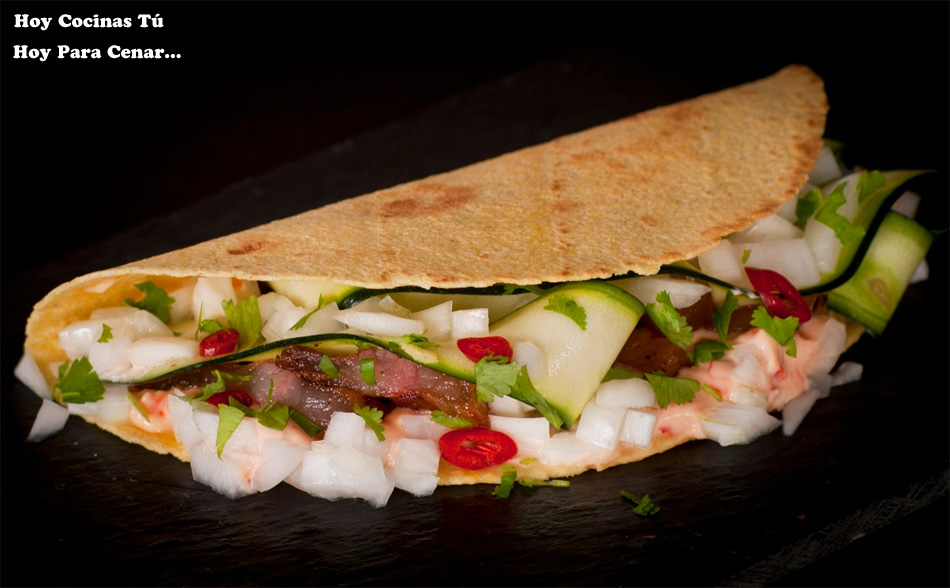 Hoy Cocinas Tú: Tacos de papada ibérica con calabacín y mayonesa de ...