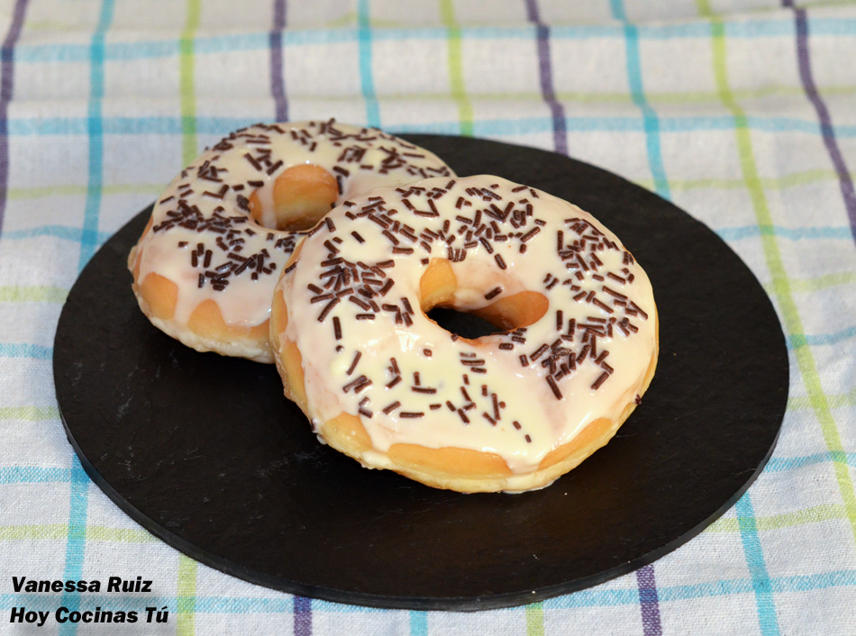 Hoy Cocinas Tú: Donuts con chocolate blanco | Gastronomía & Cía