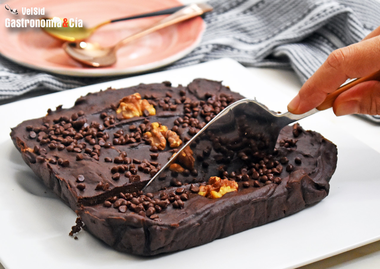 Brownie de boniato, chocolate y nueces, no es la receta tradicional ...