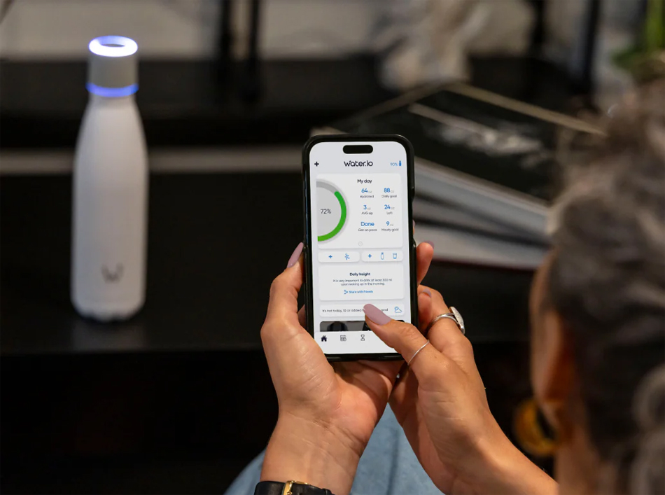 Botella de agua inteligente Water.io | Gastronomía & Cía
