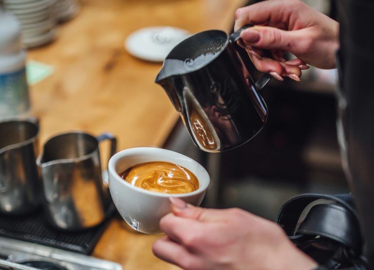 Beneficios del café matutino para la salud cardiovascular: ¿Por qué es ...