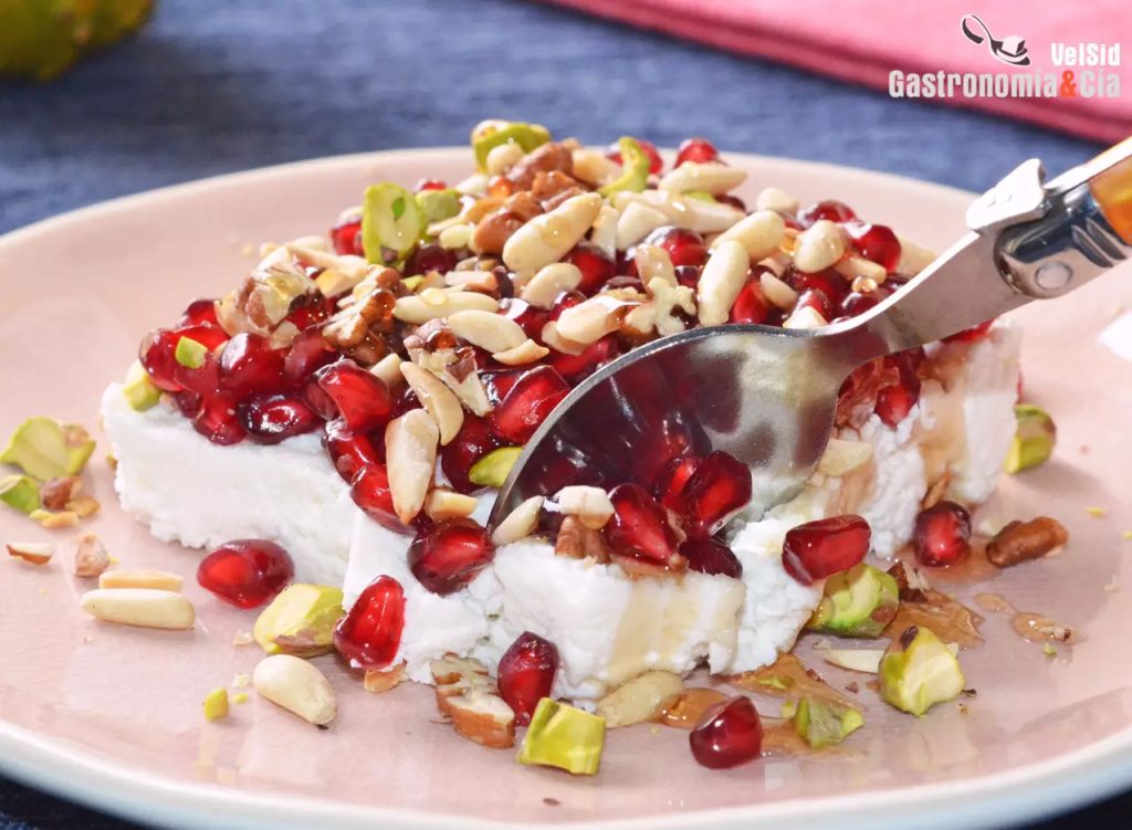 12 recetas con granada para disfrutar de desayunos, postres y meriendas ...